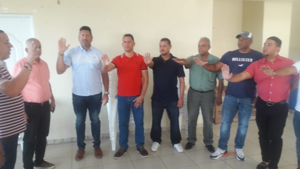 Provincia Duarte elige a Harold Guzmán presidente softbol - Momento ...