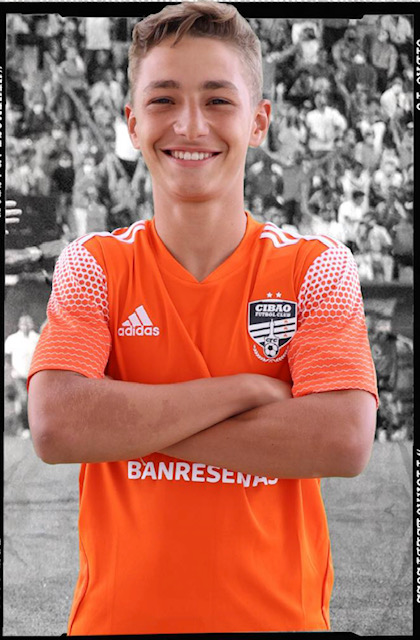 El debut de Lucas Bretón pasó a la historia del fútbol dominicano ...