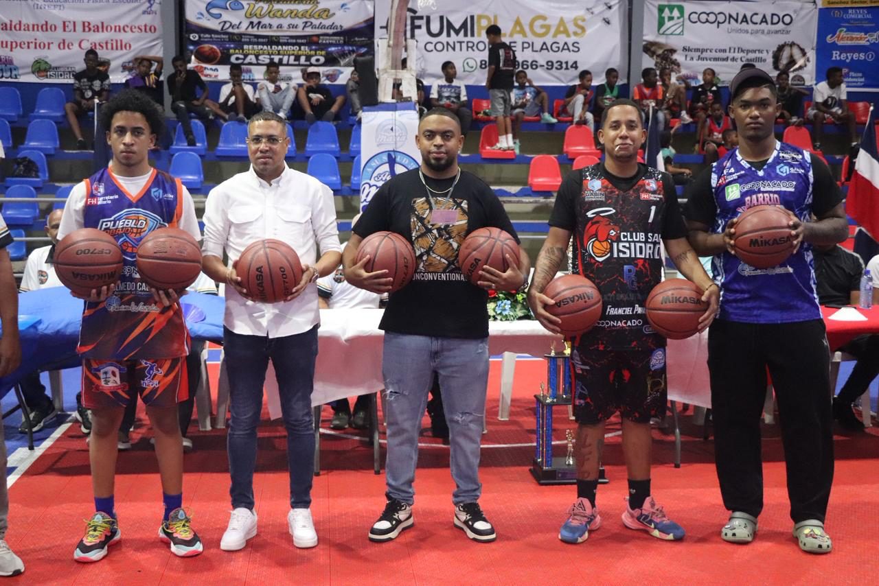Alcalde de Castillo resalta respaldo de Inefi a torneo baloncesto ...